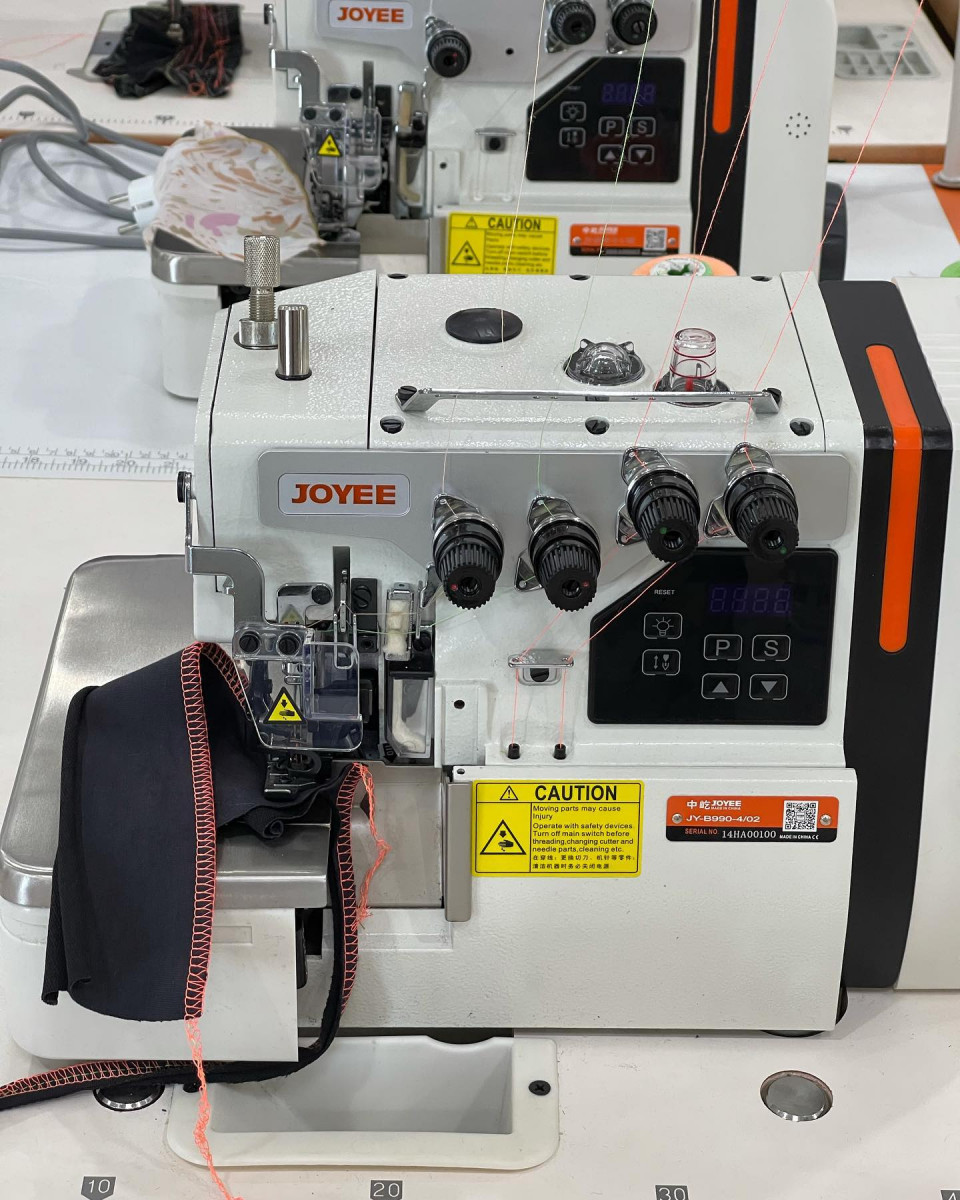 Оверлок JOYEE JY-B999-4-ED2 в Ташкенте цена 6611495 сум от TETAS A.S - Prom.uz (ID#1269277)